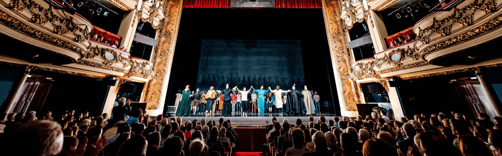 Your Ultimate Career Guide Into The Performing Arts Industry - Yellowbrick