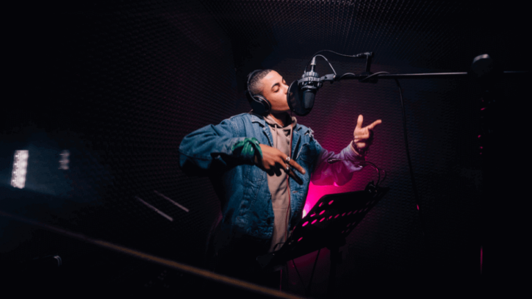 The Essential Role of a Studio Manager: Key Responsibilities and Tips