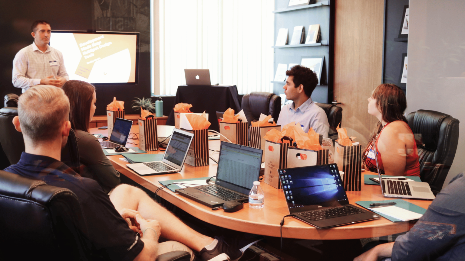 Top Entertainment Consulting Jobs in TV and Film Industry