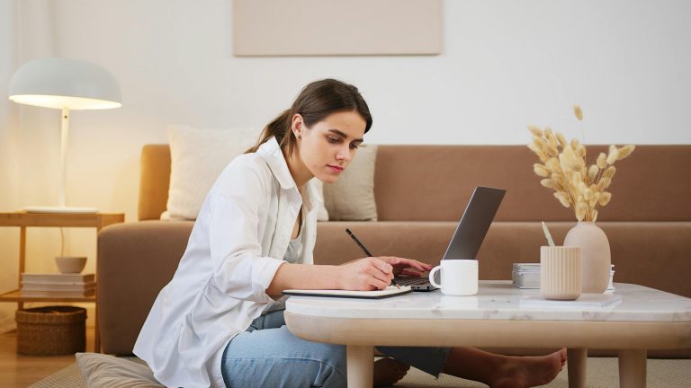 A Comprehensive Guide To Home Study Beauty Course